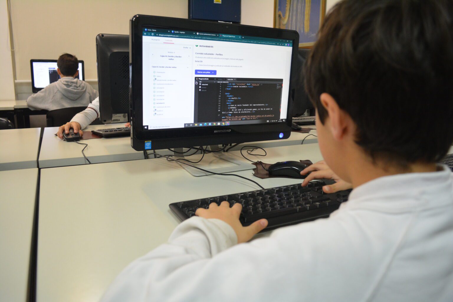 Home - Balmoral College